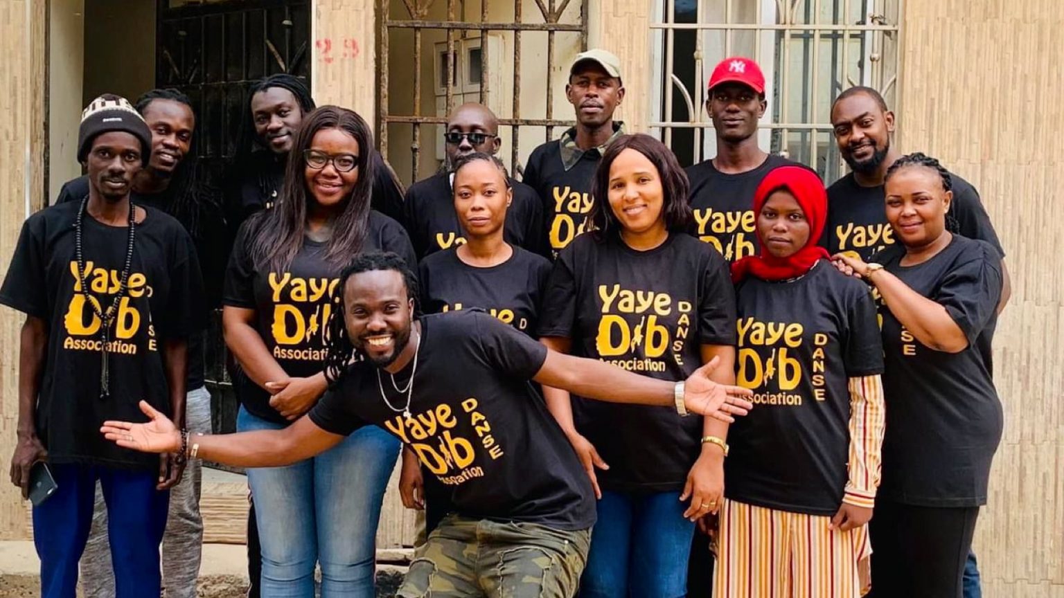 Happy Senegal Kids Education (Yaha Dib Dance) - KG Ponyhof e.V.